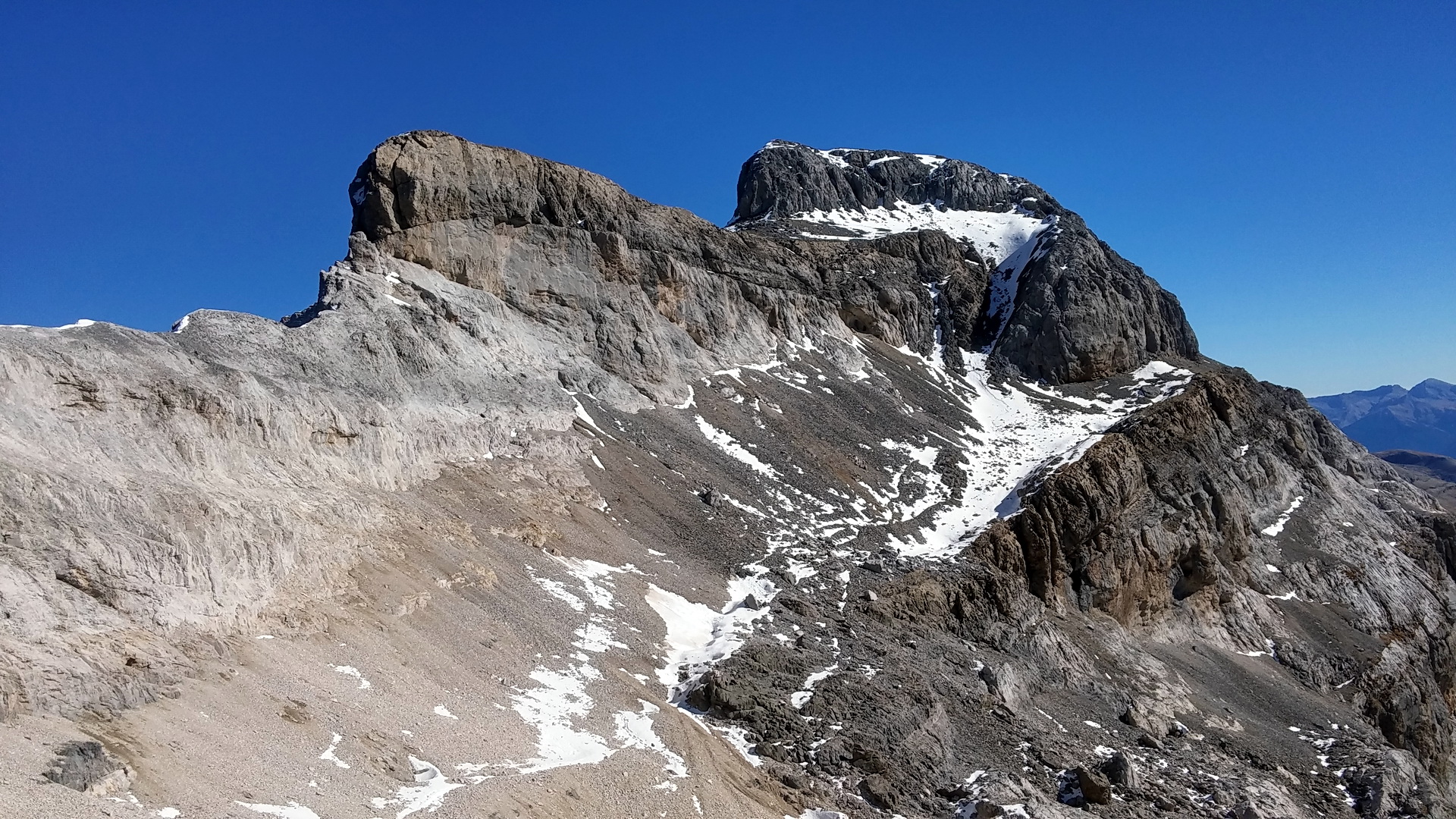 Casque du Marboré - Club Alpin Français de Bagnères-de-Bigorre